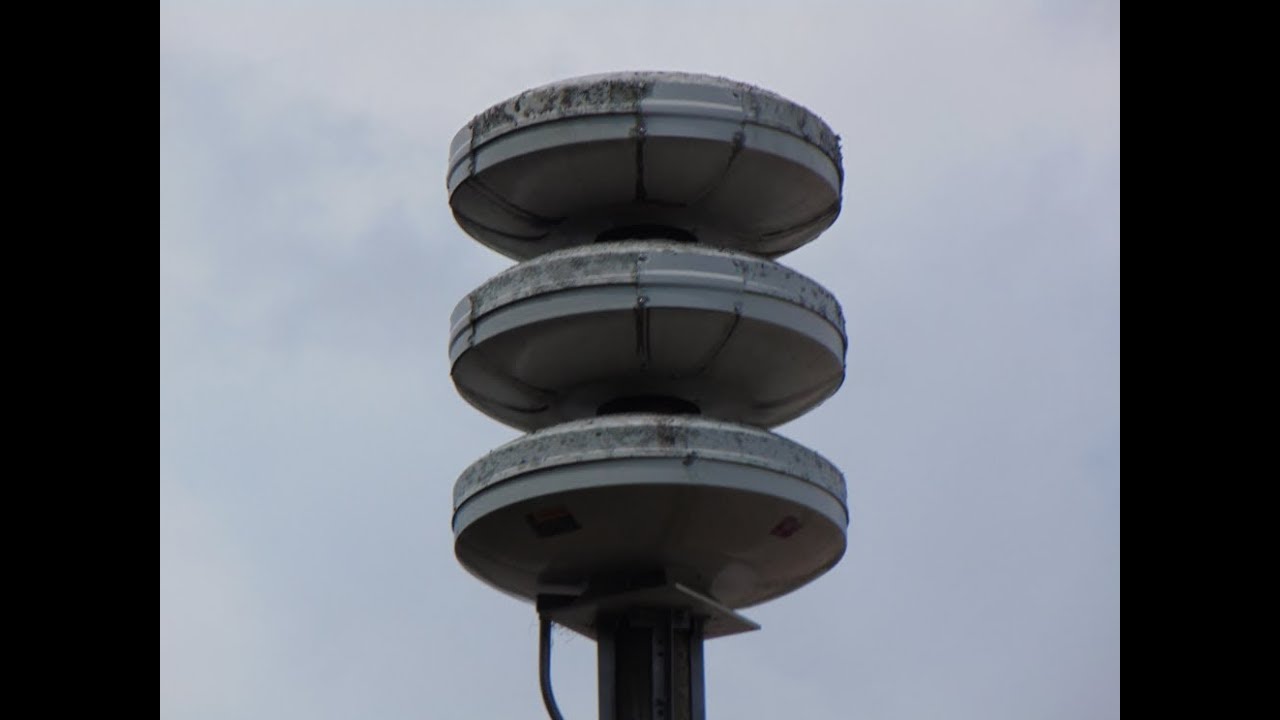 Oxford, Georgia | Federal Signal Modulator 2008 | Wail Ambiance - YouTube