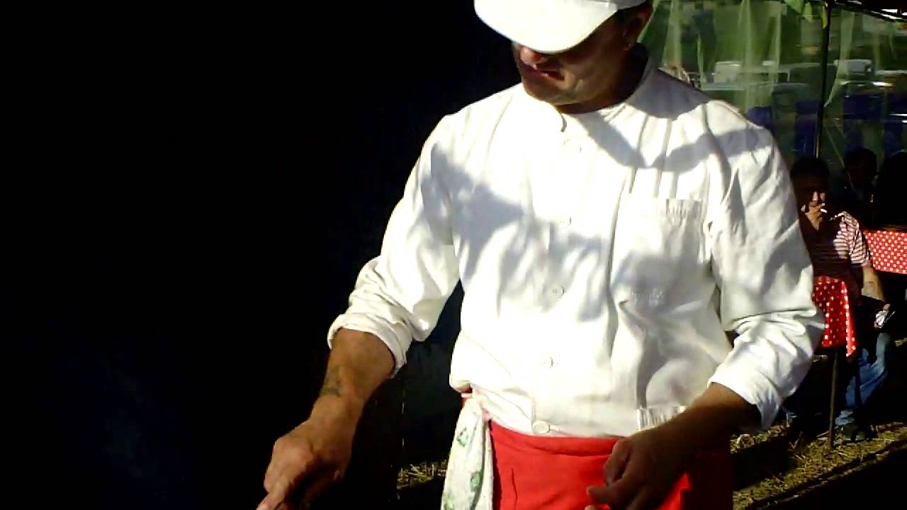 sabacki vasar 2013 leskovacki rostilj - YouTube