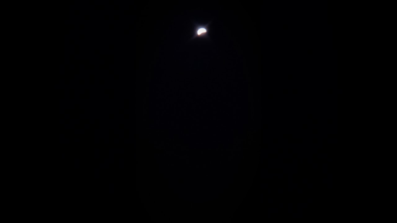 Venus through a 6 inch dobsonian telescope - YouTube
