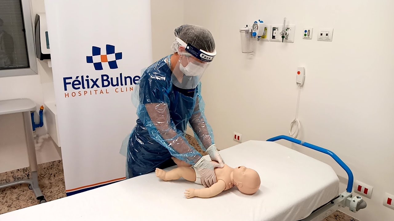 Manejo de RCP Lactante - YouTube