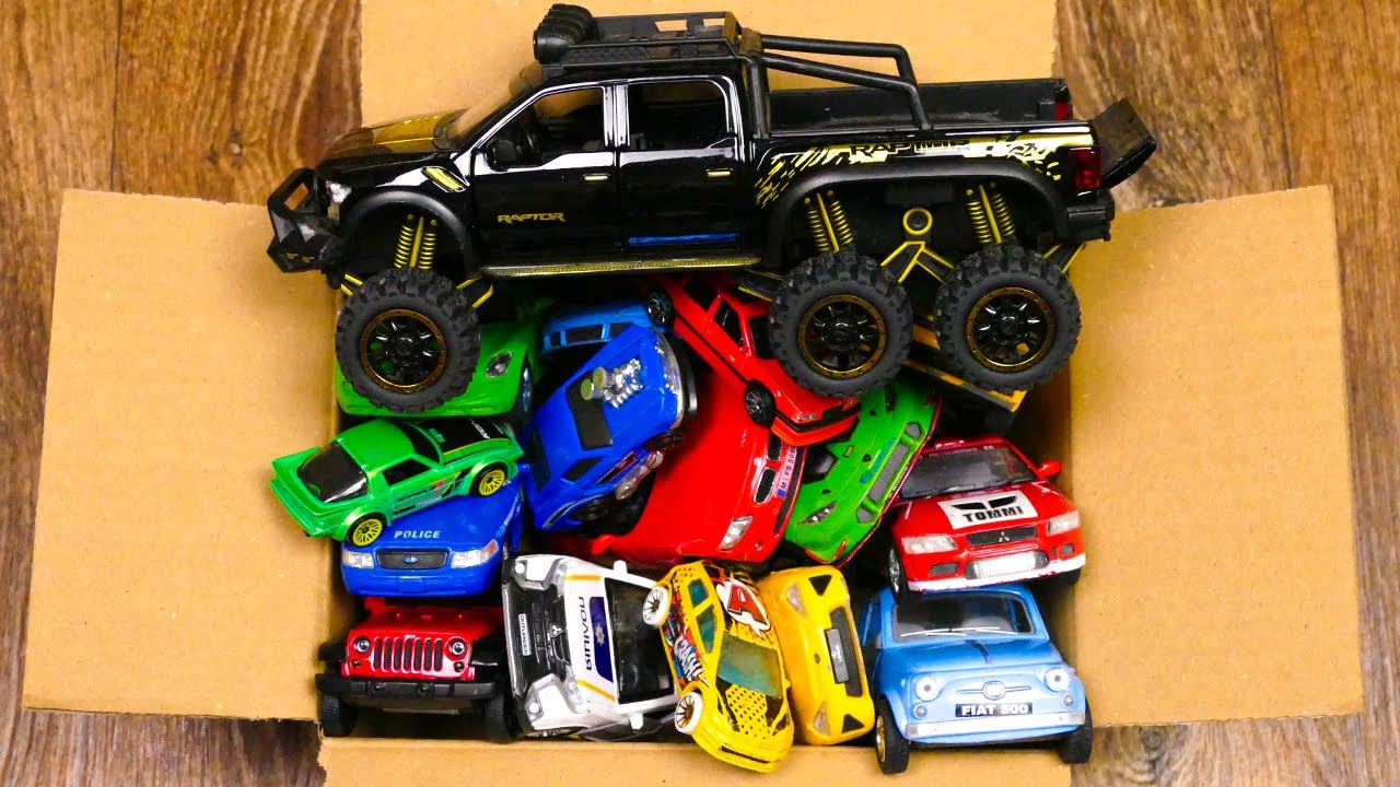 Diecast Model Luxury Cars Of A Full Box FORD F150, BMW Z4, OUTLANDER ...