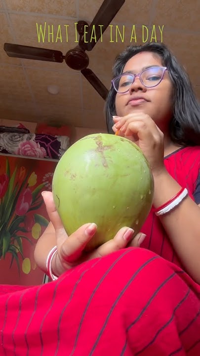 What I eat in a day... #whatieatinaday #foodblogger #minivlog - YouTube