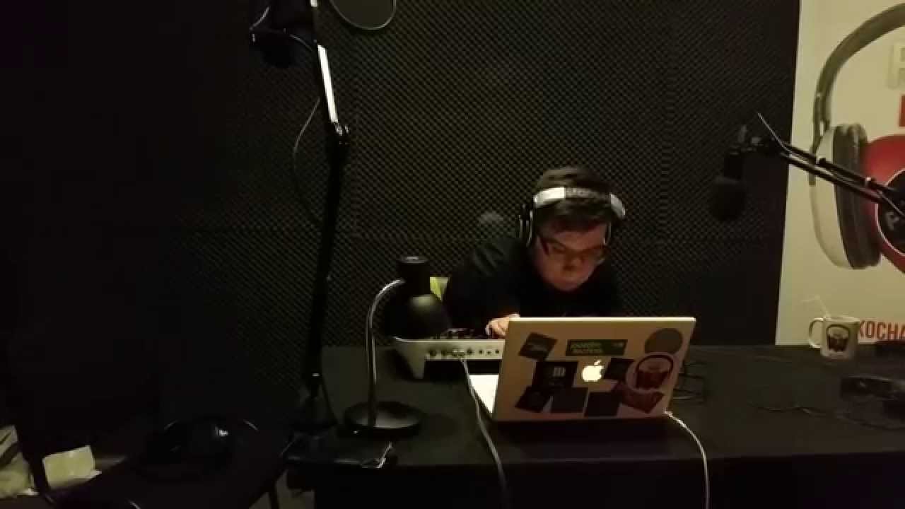 Dj ZEU5 @ HYDE PARK HOUSE (www.radioplock.eu) - YouTube