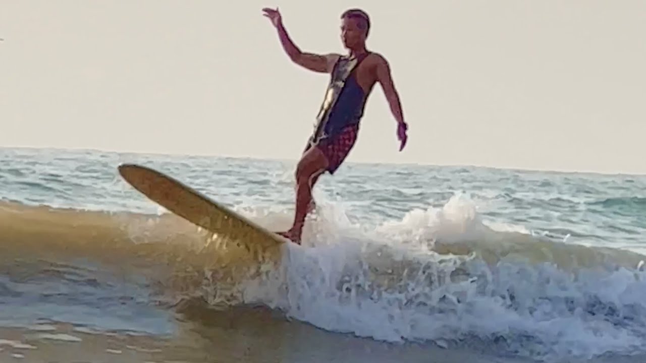 Nailing small choppy surf - YouTube