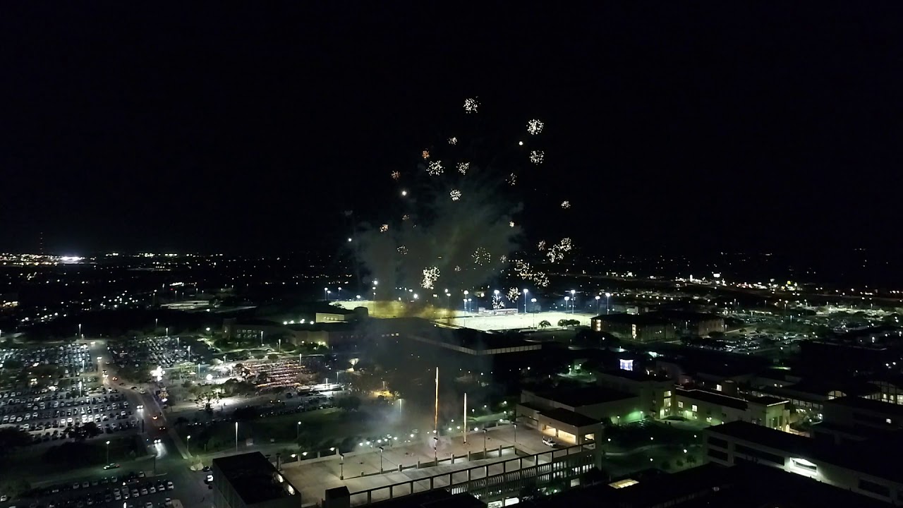 UTSA Homecoming 2017 Fireworks - YouTube