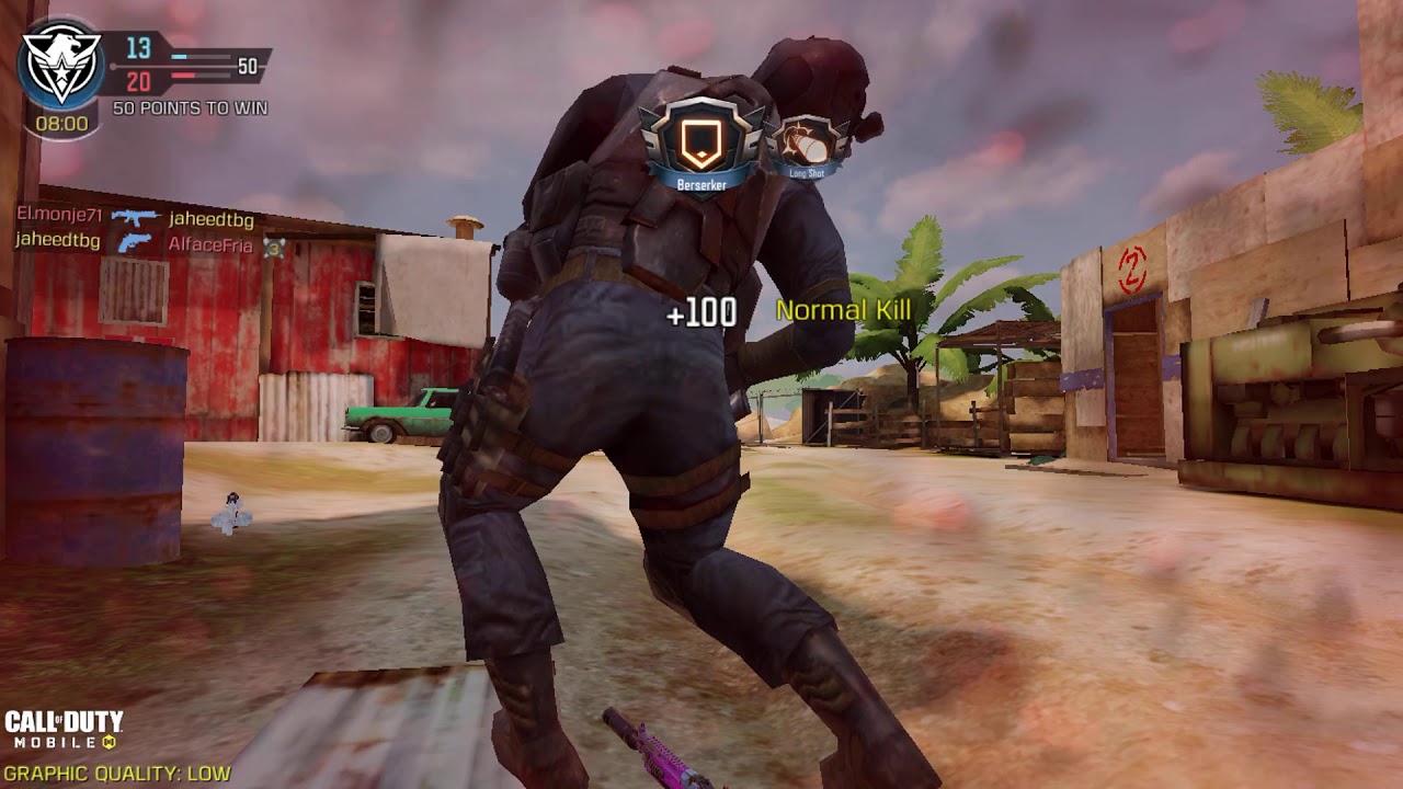 Play Roblox and playing call of duty - YouTube