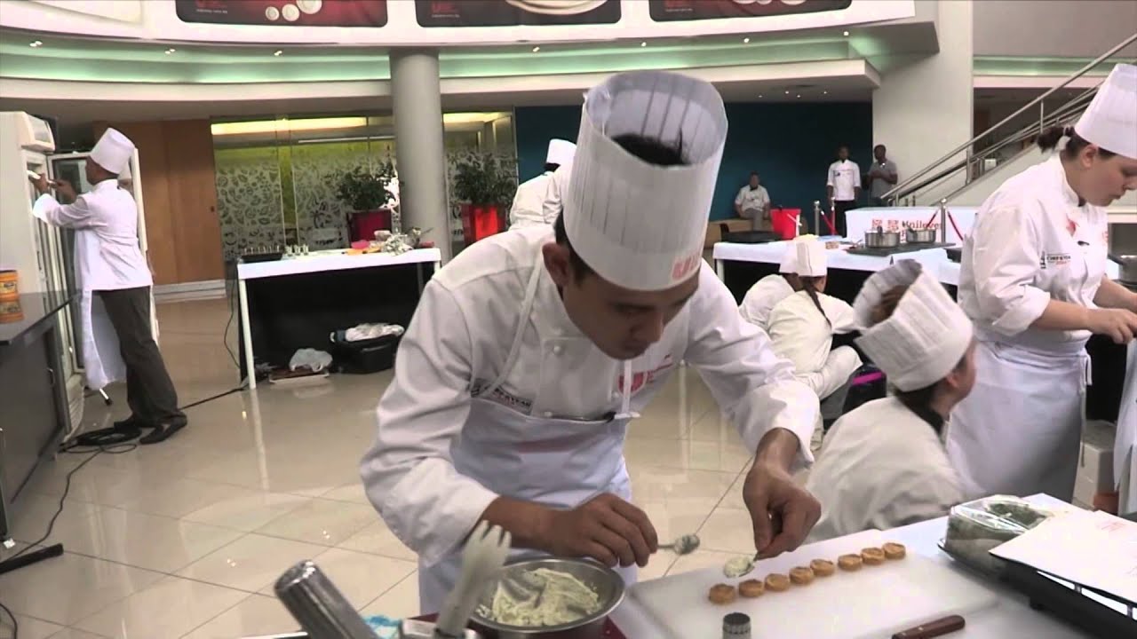 Unilever Food Solutions Chef of the Year 2014 - YouTube