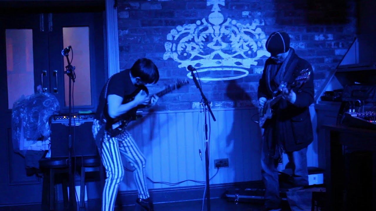 Acoustic & Open Mic @ Crown Pub Darwen with Special Guest Kelly Roddy ...