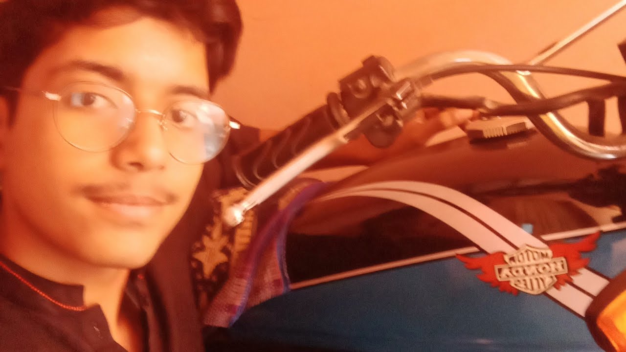 Meri bike ki tanki change kr wadi ️ - YouTube