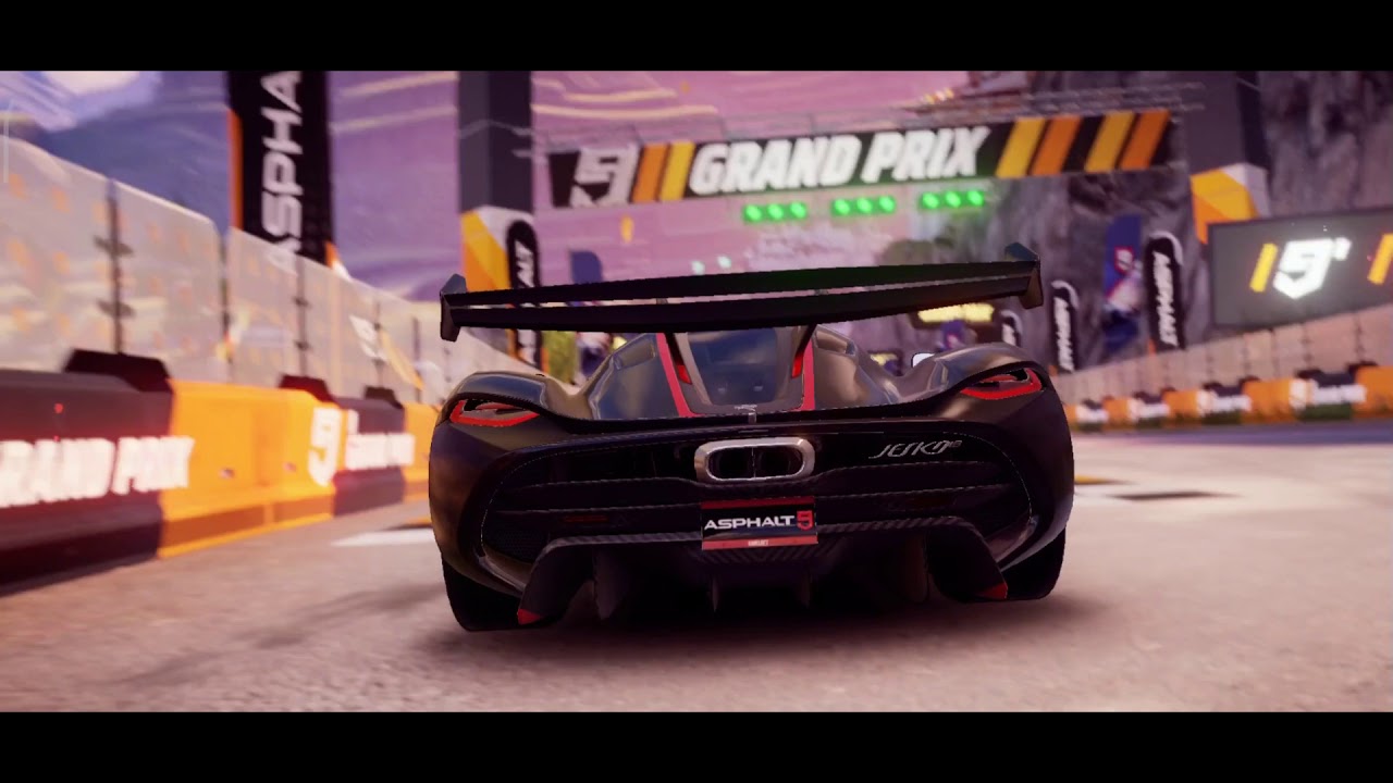 Koenigsegg Jesko crash - YouTube