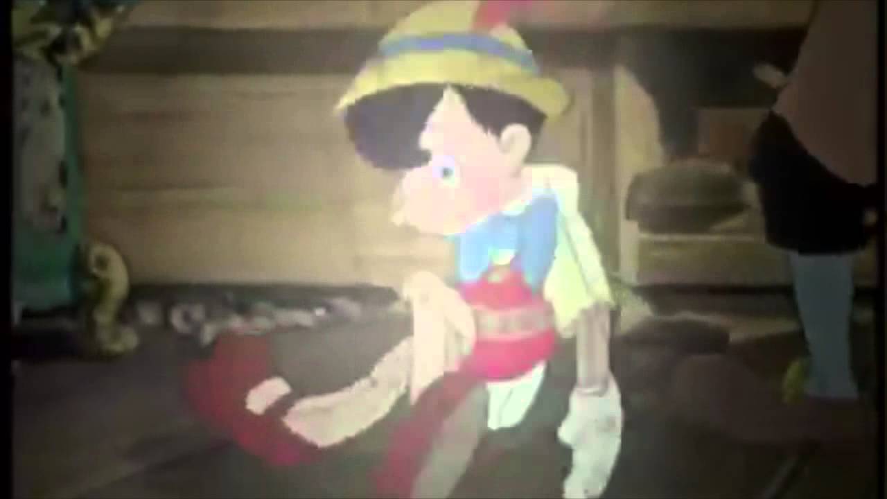 R.I.C.O DANCE ( la danse de pinocchio) - YouTube