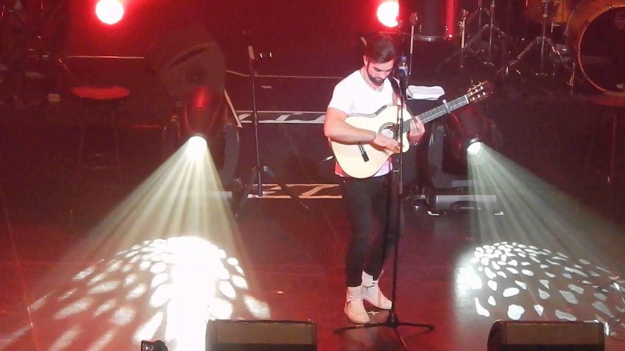 Kendji - Chiribi (rumba) + Bella + fin - YouTube