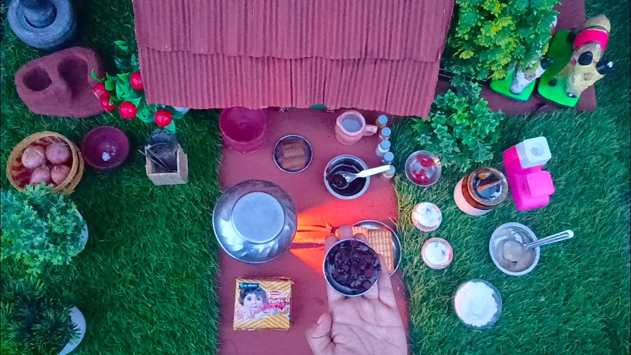 Miniature Biscuit Cake In Coconut Shell | Miniature food cooking | Tini ...