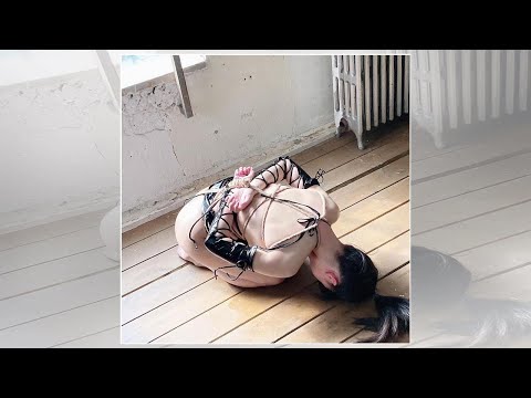 dlXErizC맥심 모델로 유명한 97년생 ‘베이글녀’ 강인경의 새 화보 비하인드 컷