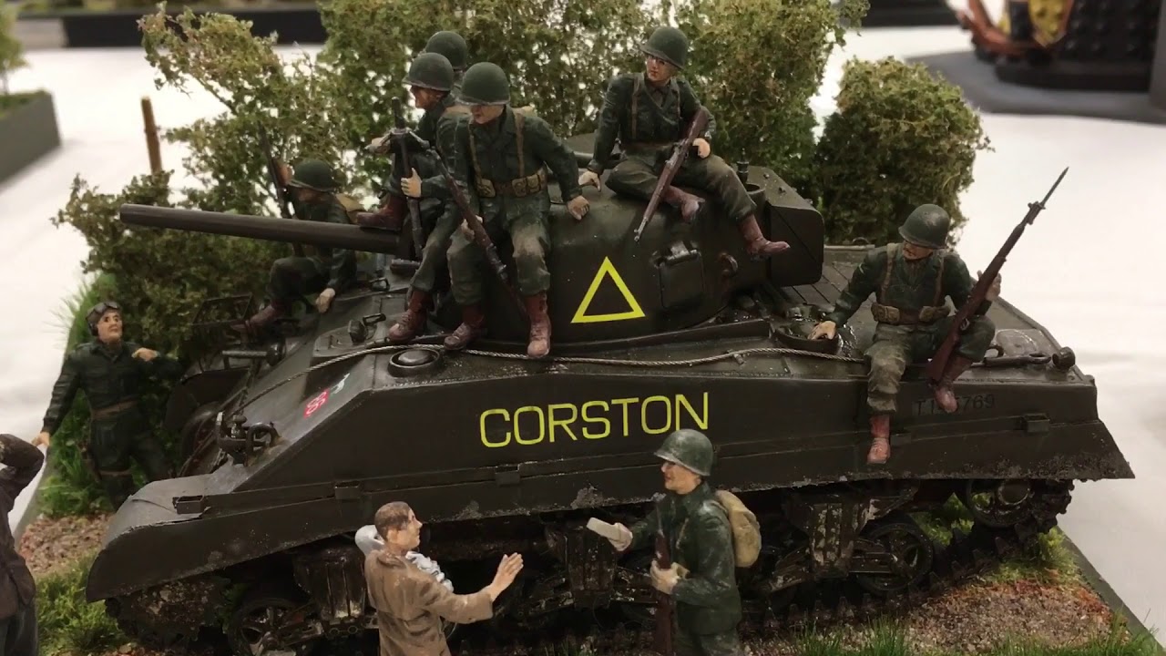 Visiting Art in miniature 2017 ( AIM ) - YouTube