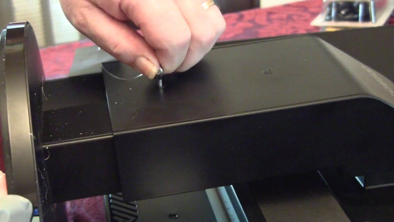 A Brief Over View Of The Samsung 305 t - 30 Inch Monitor - YouTube