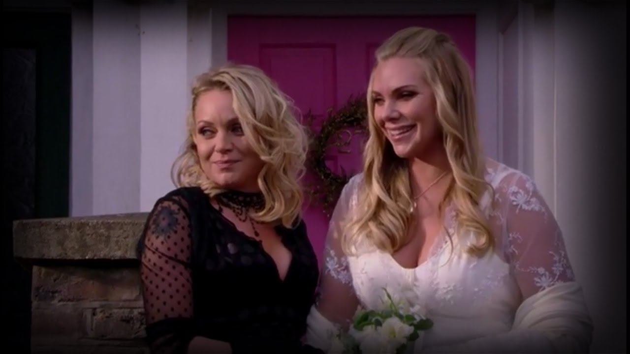 EastEnders: Ronnie and Roxy Tribute - Burning Down - YouTube