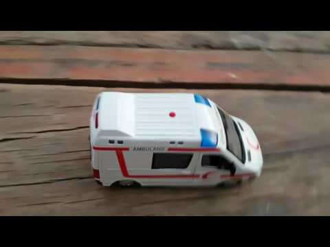 Oyuncak ambulans