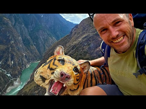 🇨🇳 Tiger Leaping Gorge Hike with my Daughters - Exceeded My Expectations