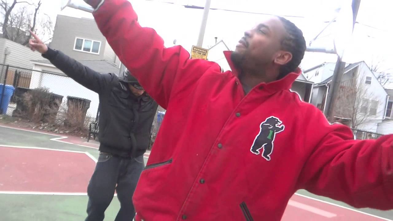 Valentino Ft Spillah- Keep Grinding BEHIND THE SCENES Music Video - YouTube