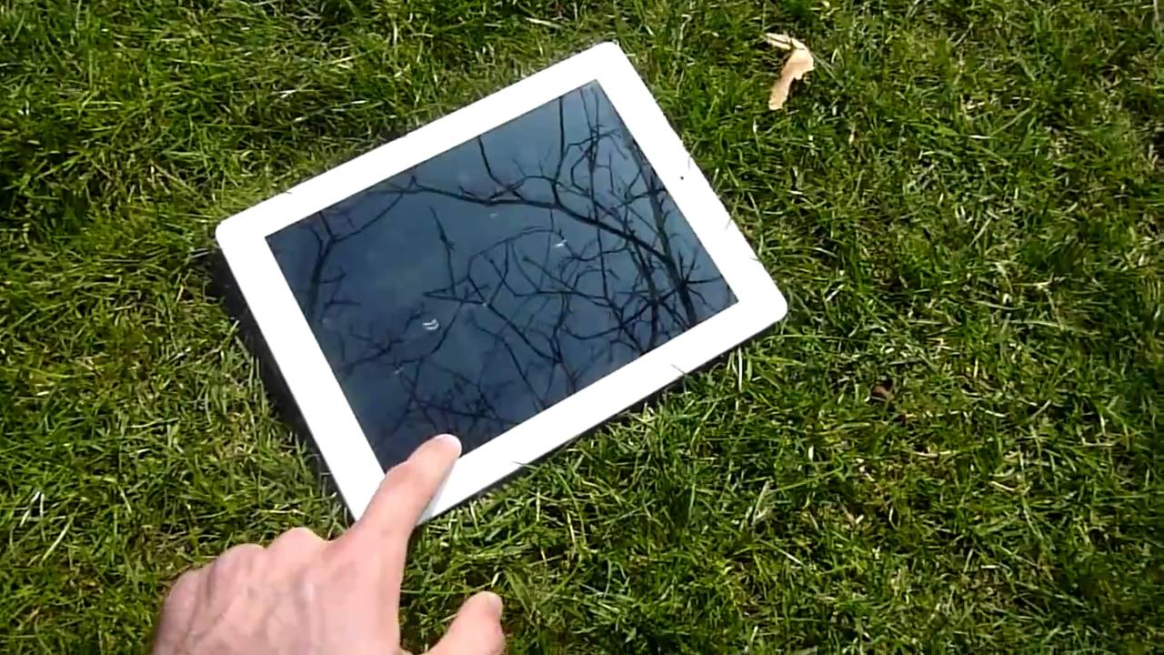 Apple iPad 2 Outdoor Test (DE) - YouTube