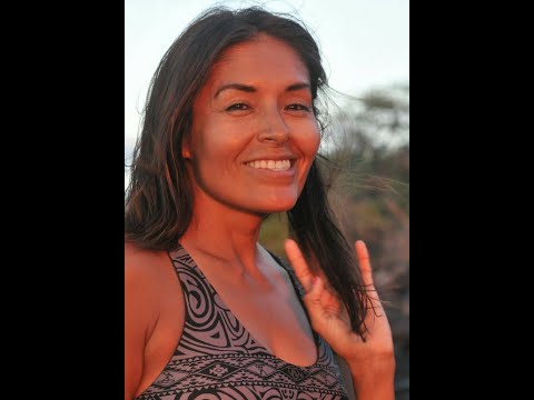 Diné Prop Mistress Carma Harvey talks Dark Winds with Gary Farmer - YouTube