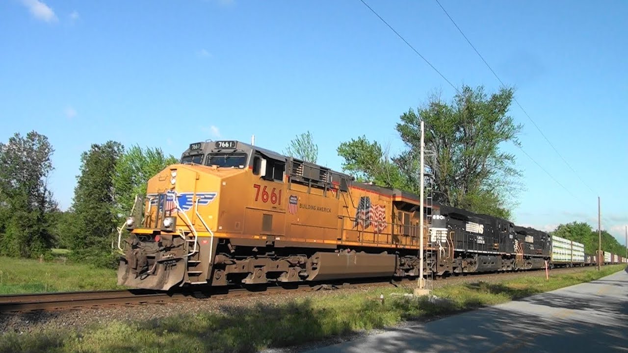 NS 30T SB on the NS Buffalo Line with UP 7661 on the Point - YouTube