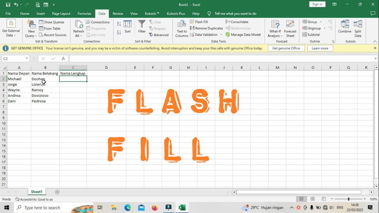 Mengenal Fungsi Flash Fill - YouTube