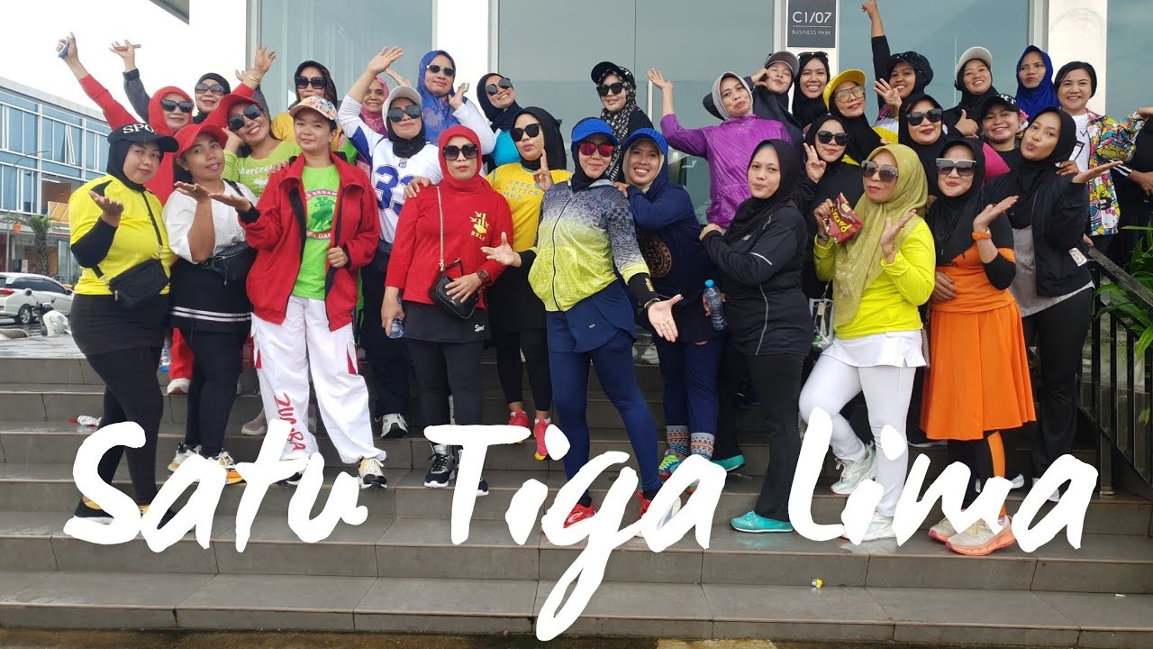 Satu Tiga Lima || Line Dance || Bunda Dance CPI - YouTube