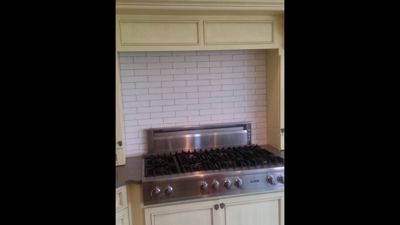 Kitchen backsplash w/ sweet Viking Range vent - YouTube