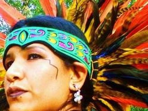 Rainflowa Native Xicana Hip Hop acoustic set at The Cypher Effect Texas ...