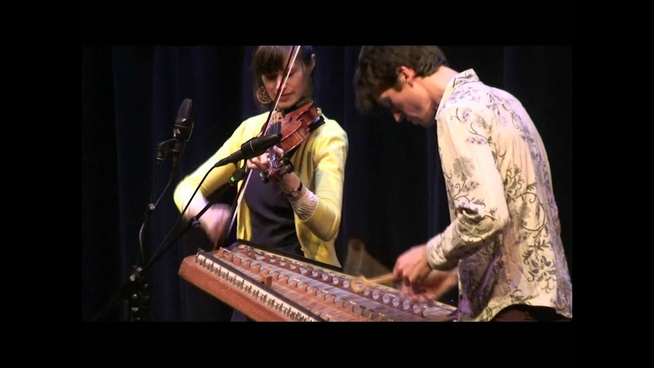 The BeeEaters, Tashina and Tristan Clarridge with Simon Chrisman - YouTube