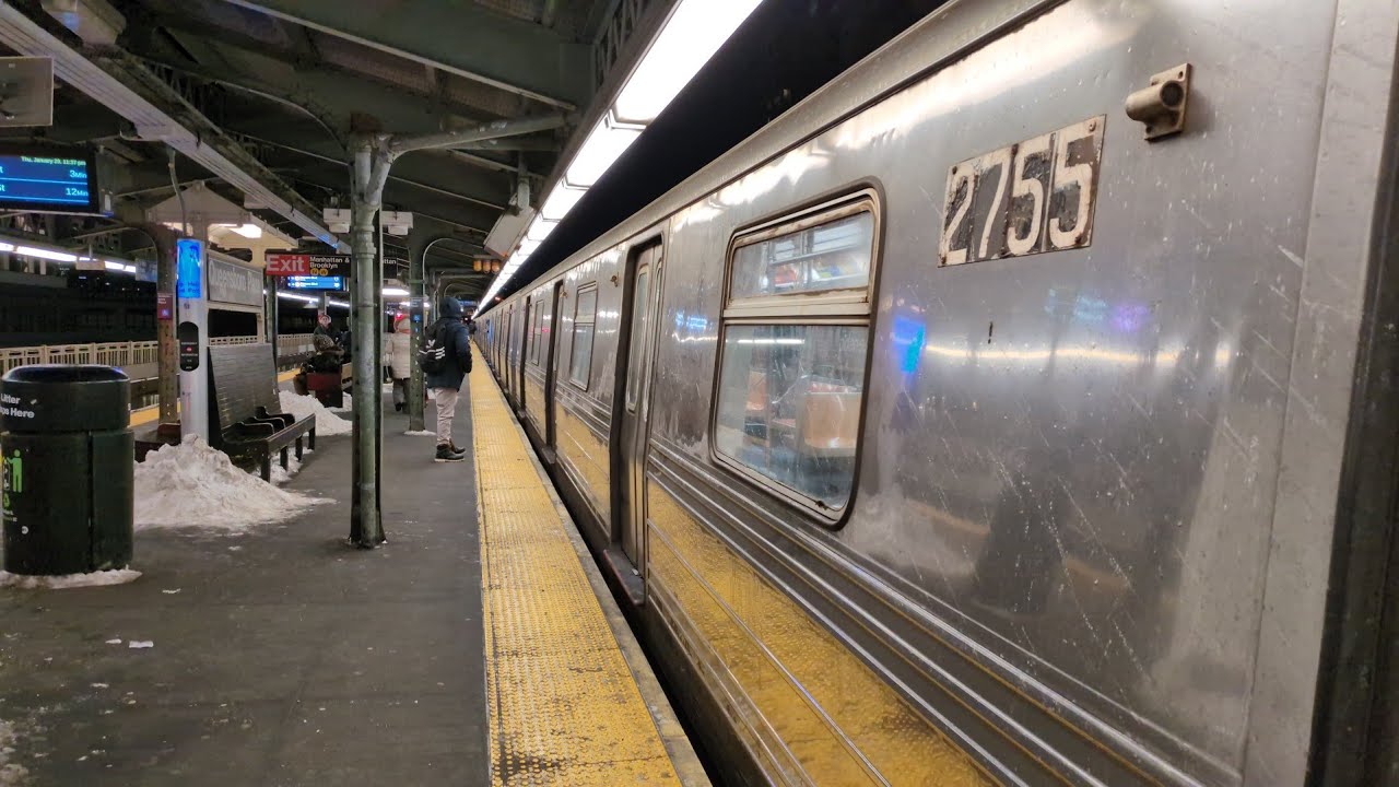 NYC Subway: Concourse R68 Schoolcar on the N Line to Astoria with 2755 ...