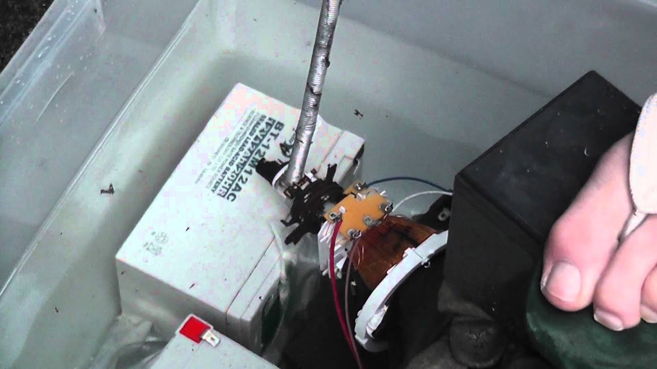 Harvesting TV flyback transformers - YouTube