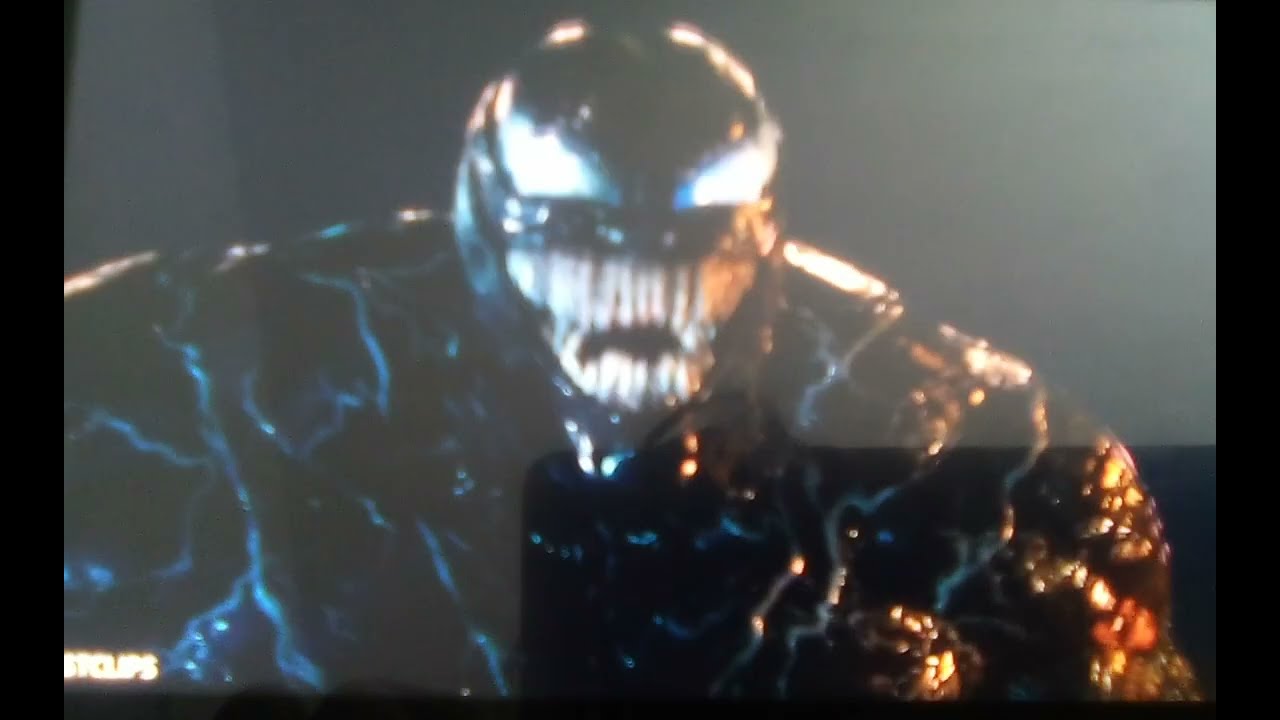 venom vs Vincent/ginormica attacks - YouTube