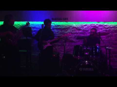 Fatih  - Süleyman Ve Grup Siyah  ( Unutuldum  Unutuldum) Cover