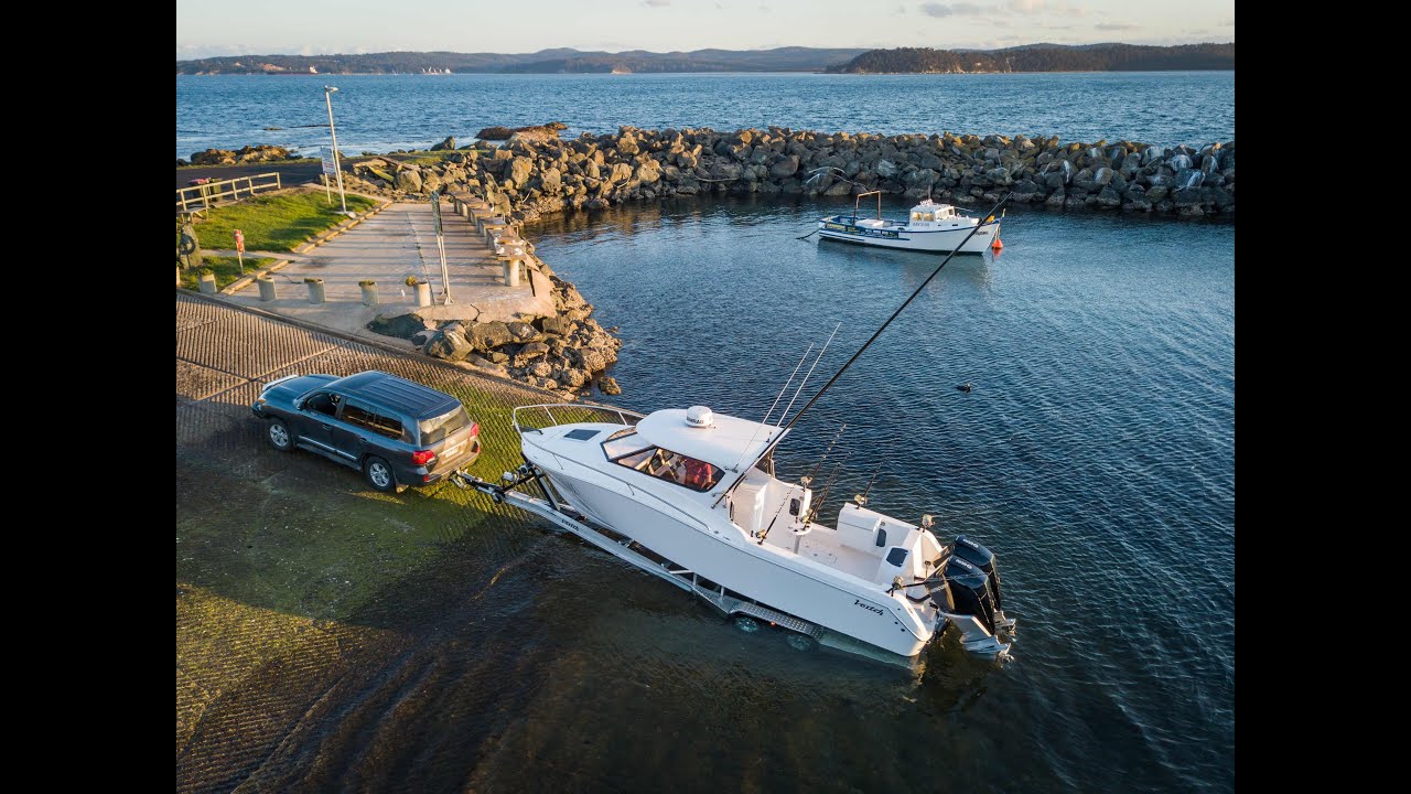 Veitch 27 Hardtop by The Captain - YouTube