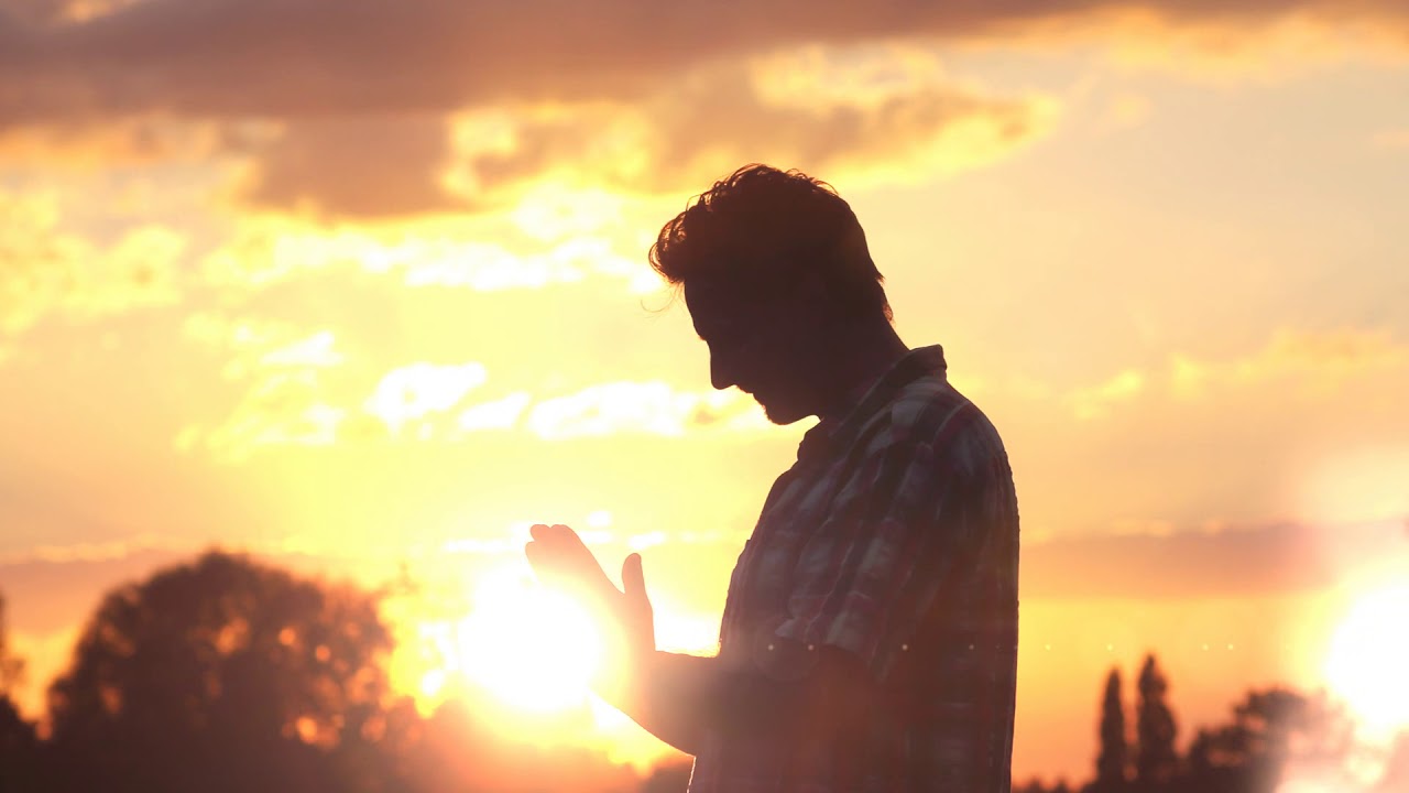 Prayer background loop (oração) - YouTube