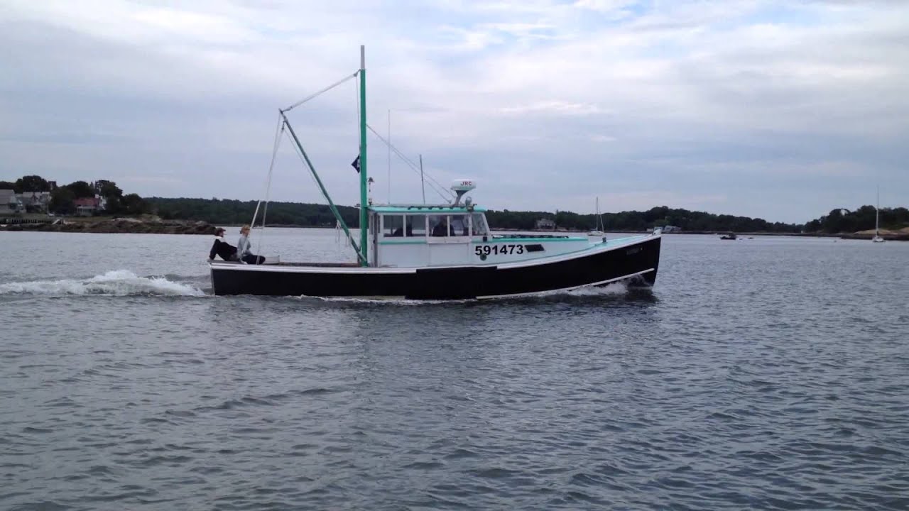 Young Brothers-Slippery 38'-Raven - YouTube