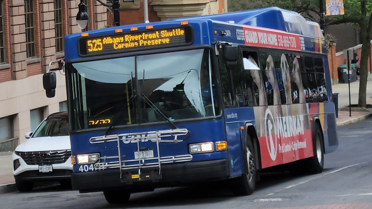 (Retired) Ride On Board CDTA 2009 Gillig Low Floor HEV 40' #4047H on ...