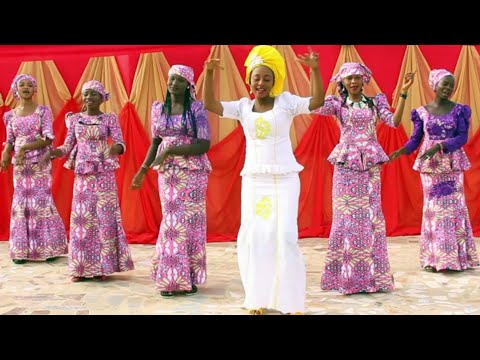 Momy Ash Gidan Wanka  Officiel Complet Version