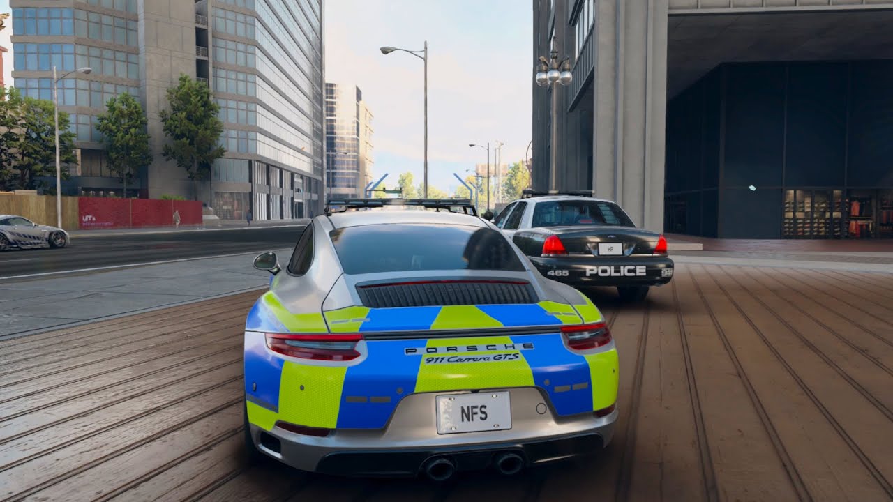 Cops vs Racers ABSOLUTE CHAOS! - YouTube