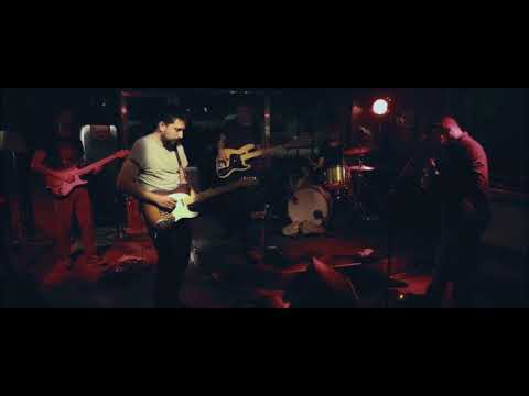 Echo Basement - "Days Of Retreat" (Live in Dudu Loft) - YouTube
