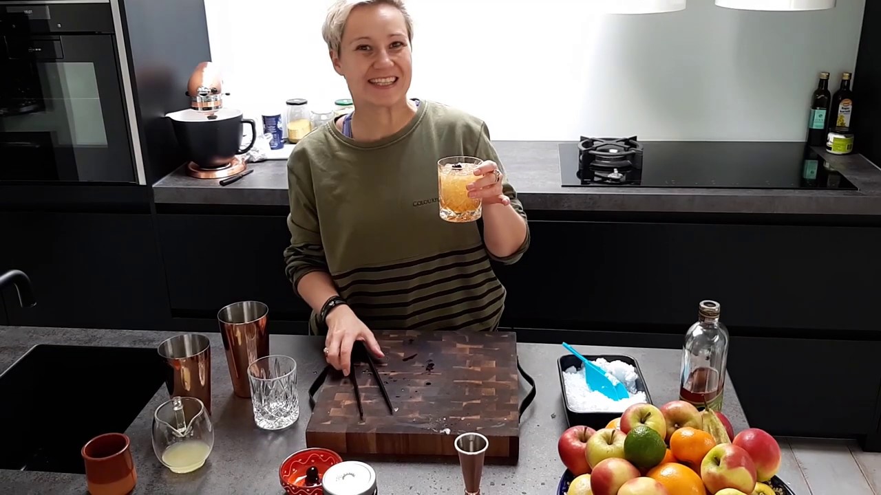 Whiskey cocktail nr 4- Whiskey fix - YouTube