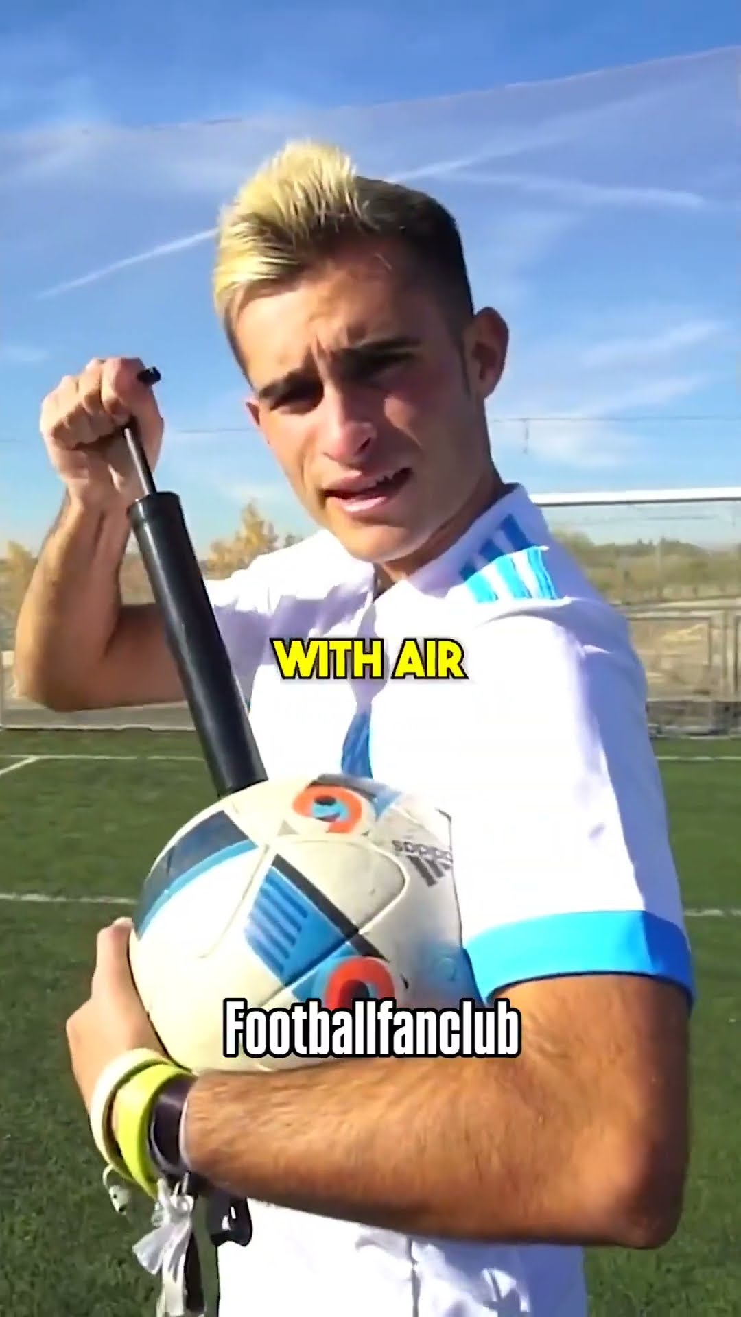 Helium or Air Filled Footballs Which one is the Best ⚽⚽ - YouTube