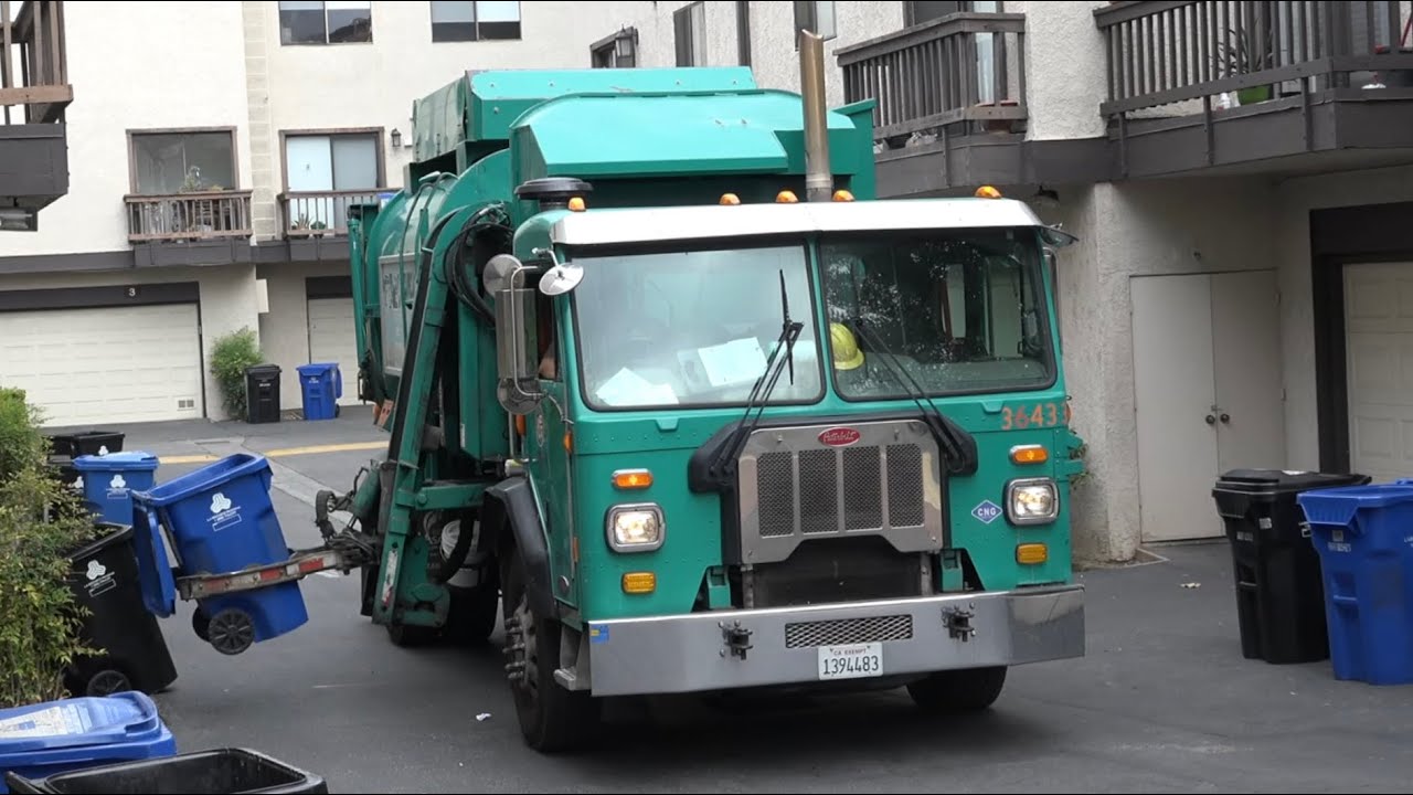 LA 520 Mini Amrep ASL on Recycling - YouTube