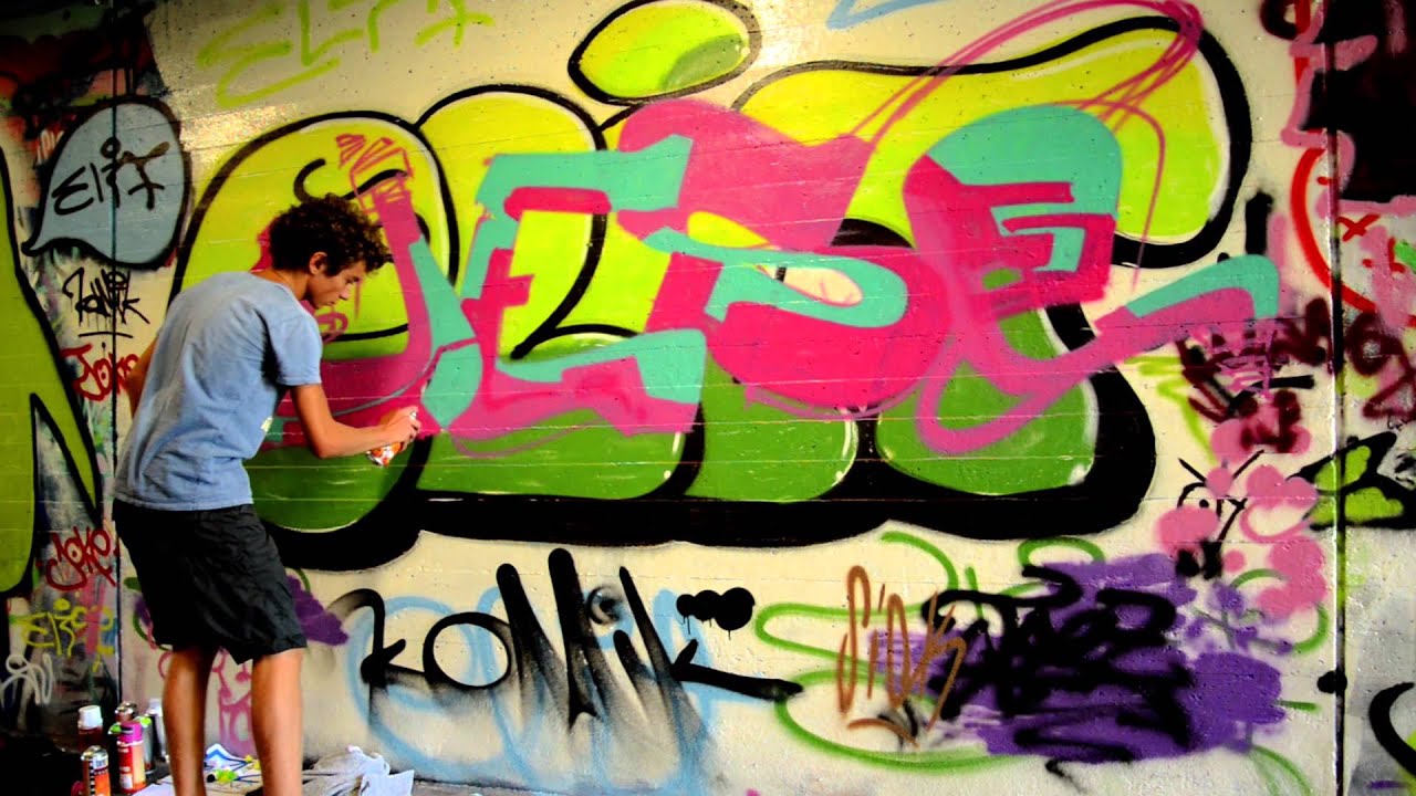 Graffiti Jese - Street Art Geneva 2013 - YouTube