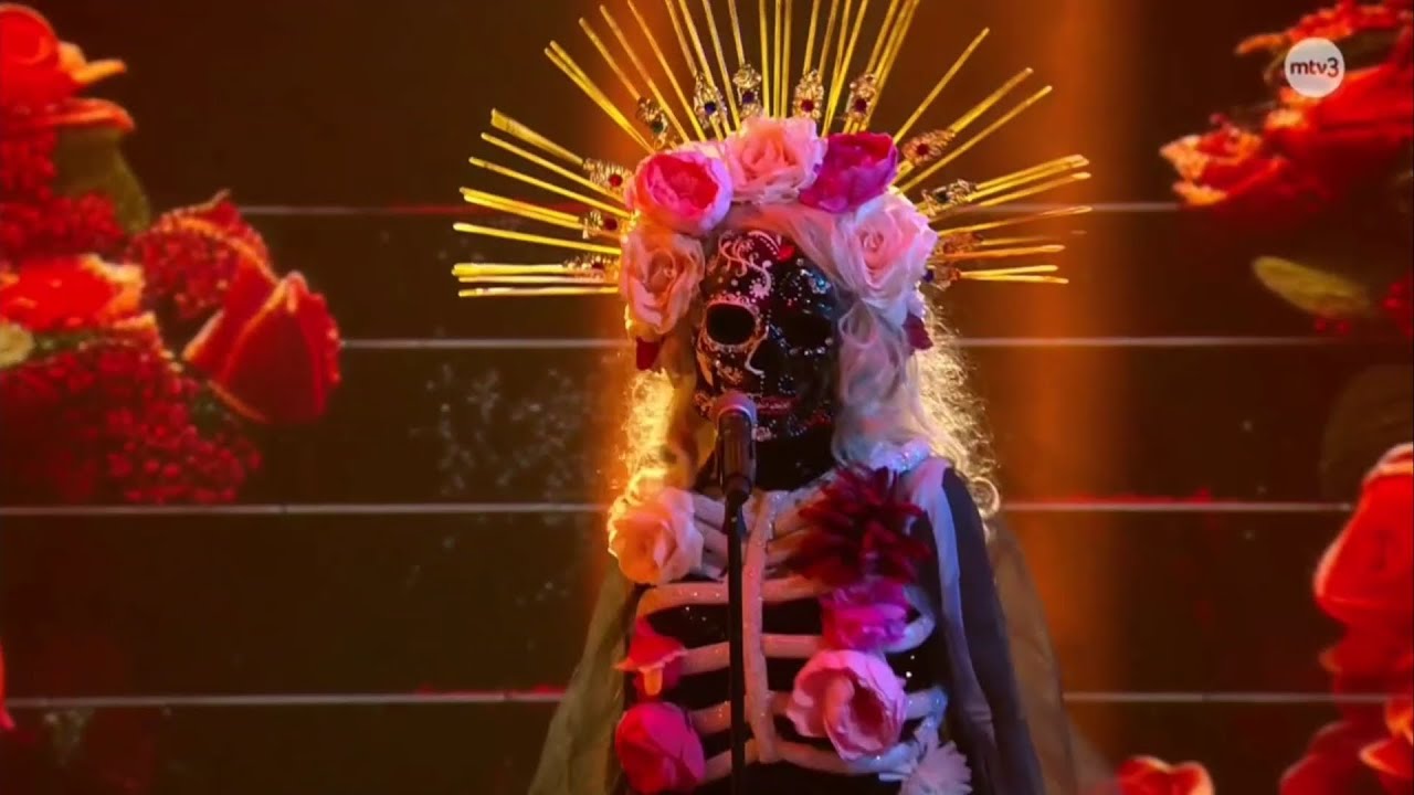 Masked Singer Luuranko "Sata Salamaa" By Vicky Rosti | Finland | Season ...