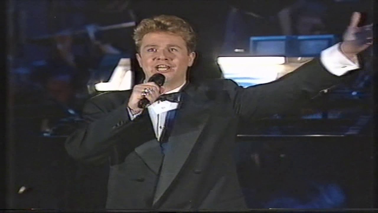 Love Changes Everything- Michael Ball - YouTube