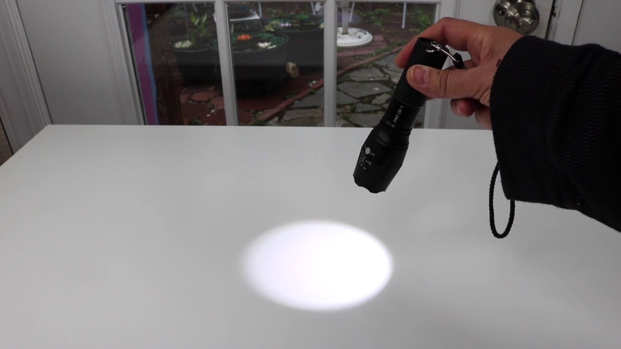 Solaray ZX-1 Tactical Flashlight Kit Review - YouTube